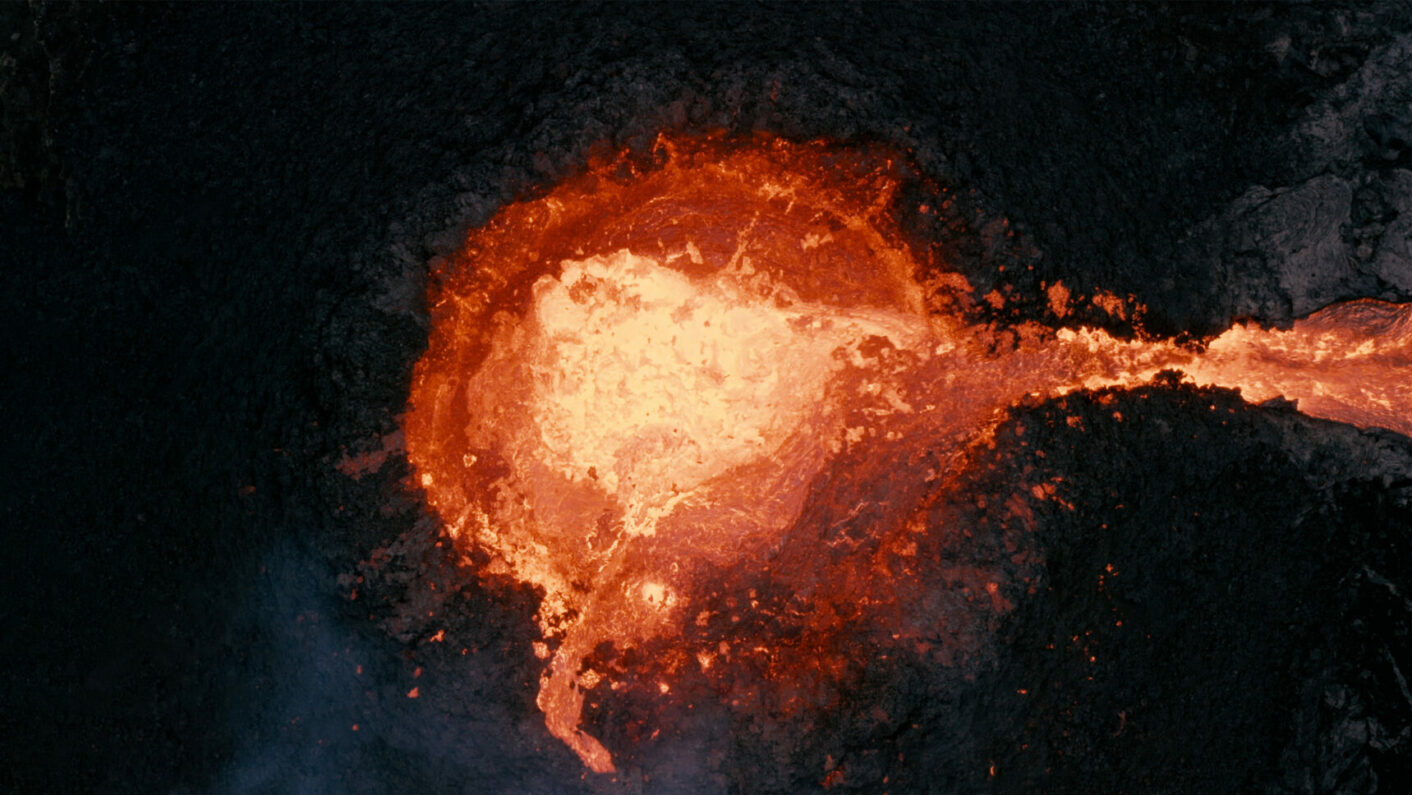 Explosive volcanic eruption produced rare mineral on Mars - Tech and ...