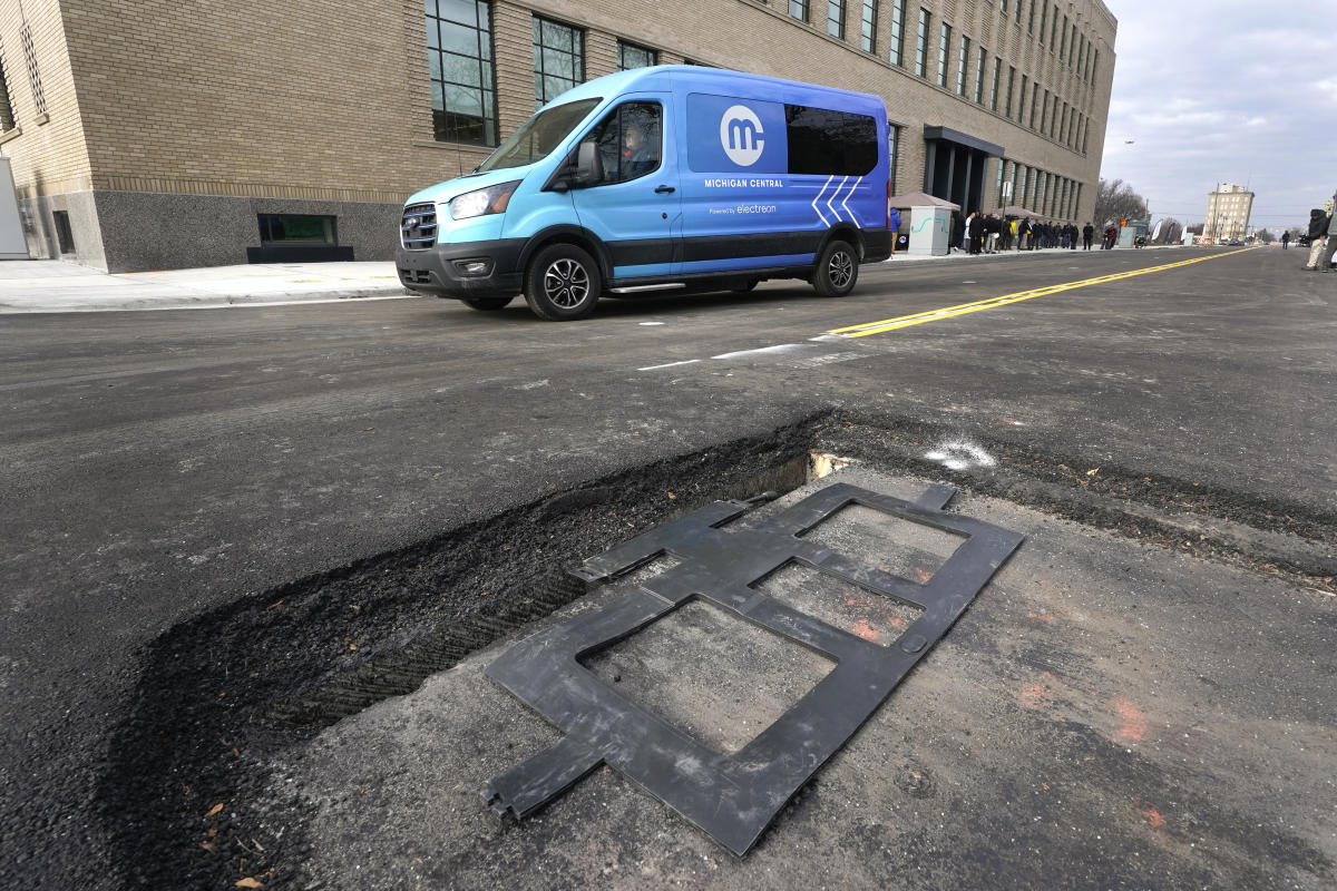 New technology installed beneath Detroit street can charge electric ...