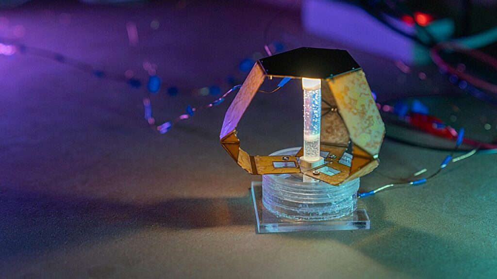 A color-based sensor to emulate skin's sensitivity for wearables and ...