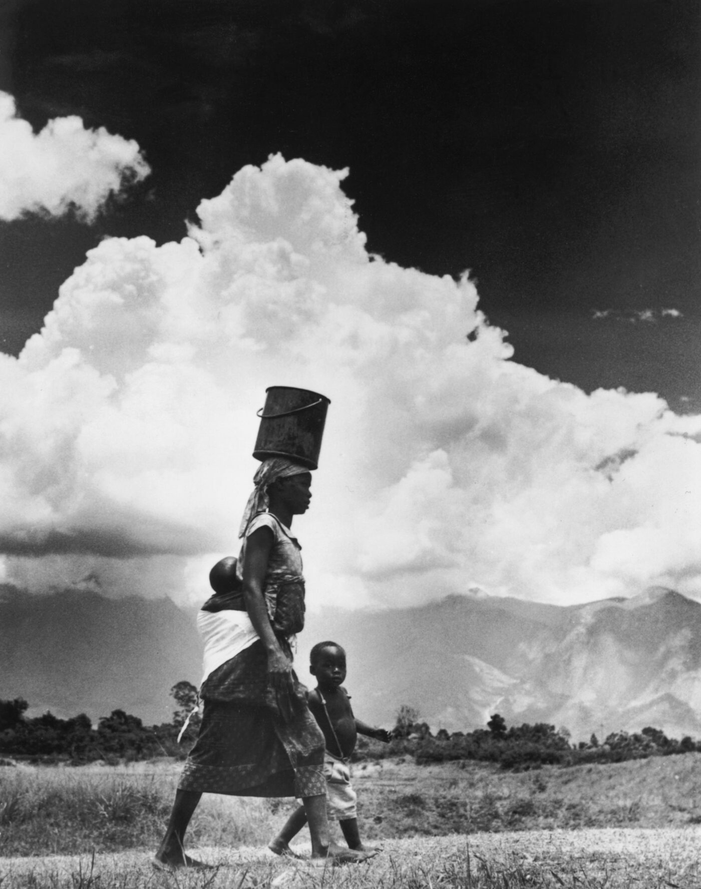 Everyday life and its variability influenced human evolution at least ...